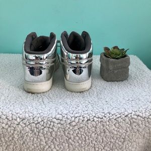 Skechers | Shoes | Skechers Silver Hitop Sneaker | Poshmark